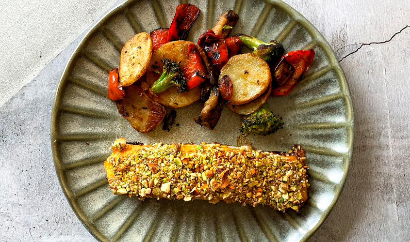 Receta 3 formas de preparar el salmón: Al horno con costra de pistacho | Bofrost